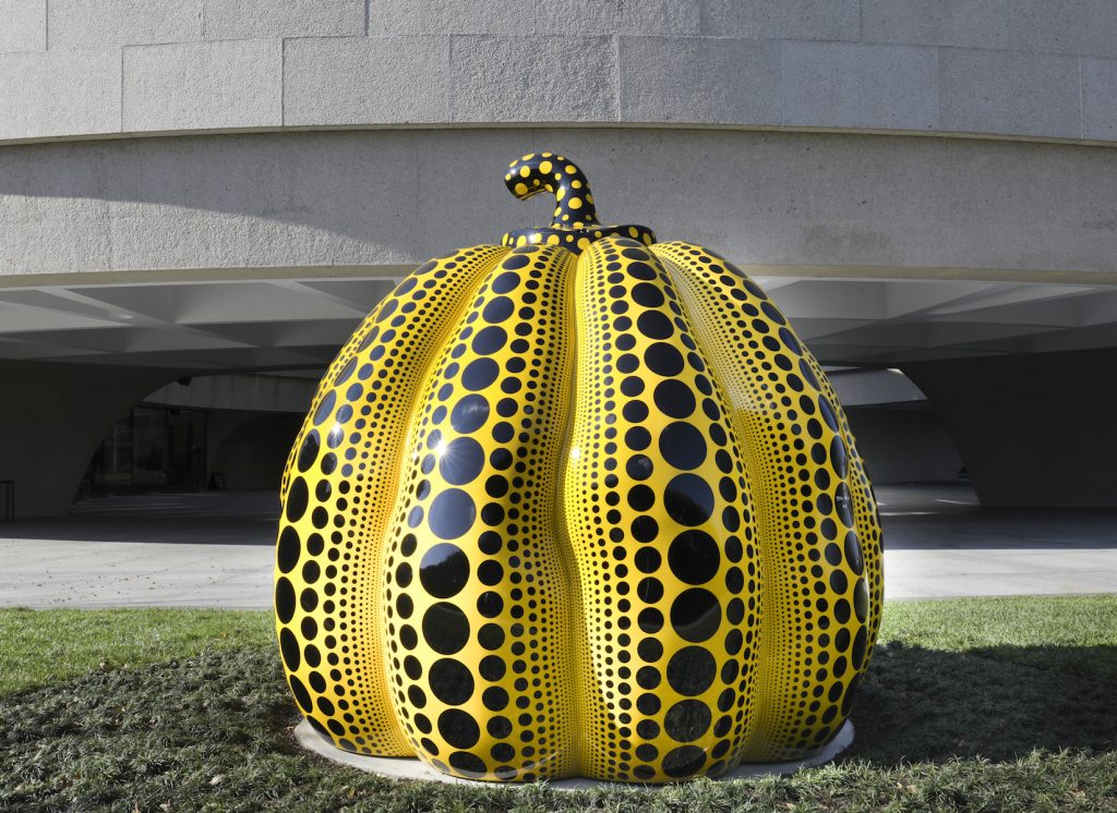 Pumpkin de Yayoi Kusama au Hirshhorn Museum and Sculpture Garden ...